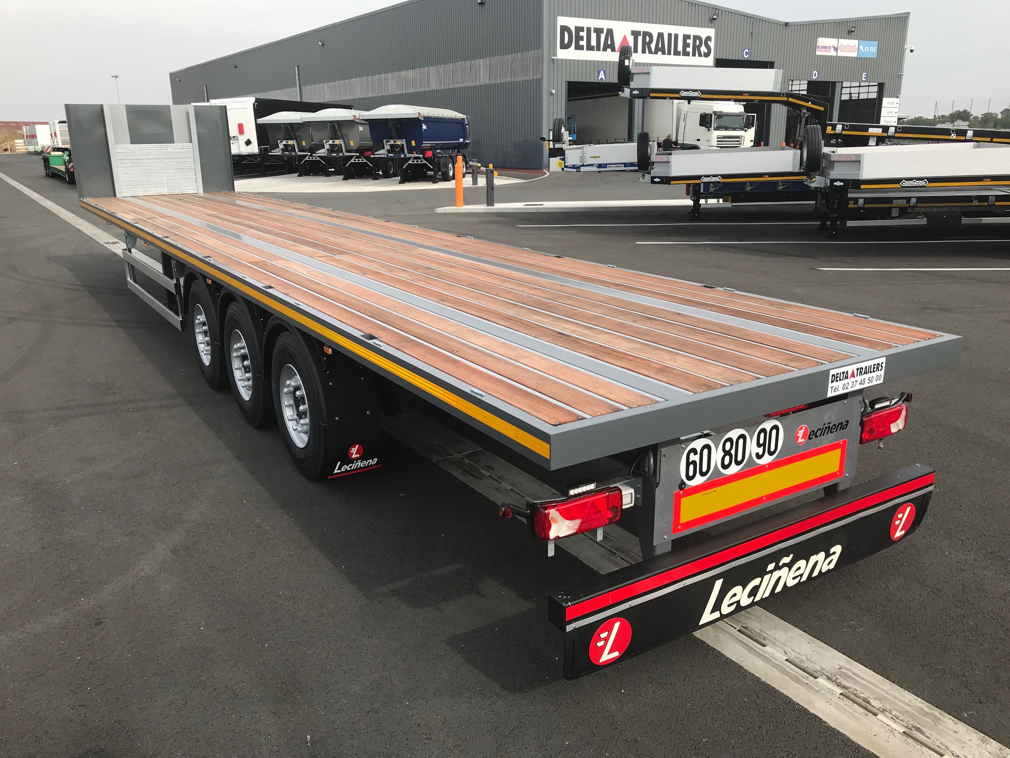 Leciñena - Plateaux - Lecinena 155 - DELTA🔺TRAILERS