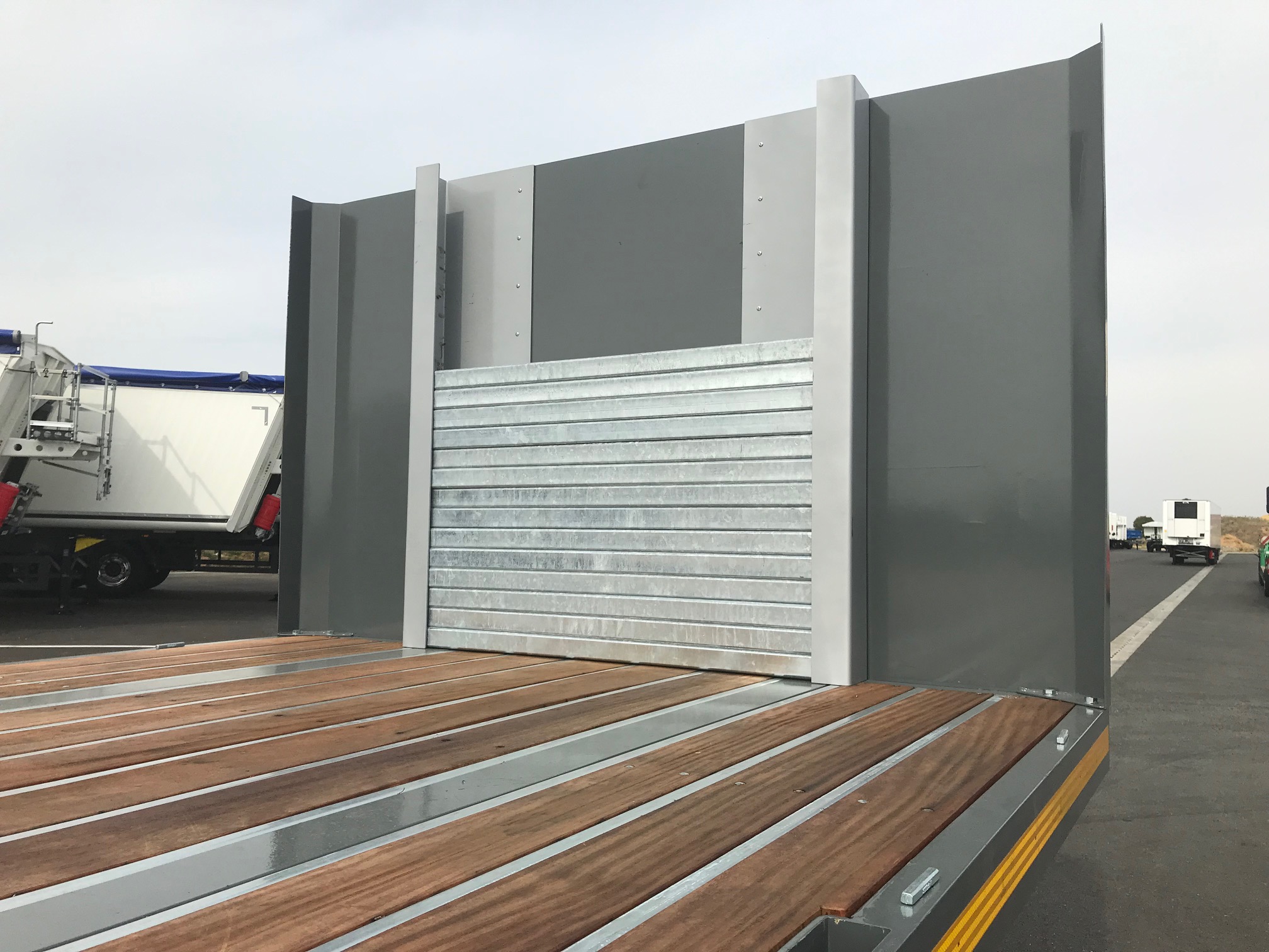 Leciñena - Plateaux - Lecinena 155 - DELTA🔺TRAILERS