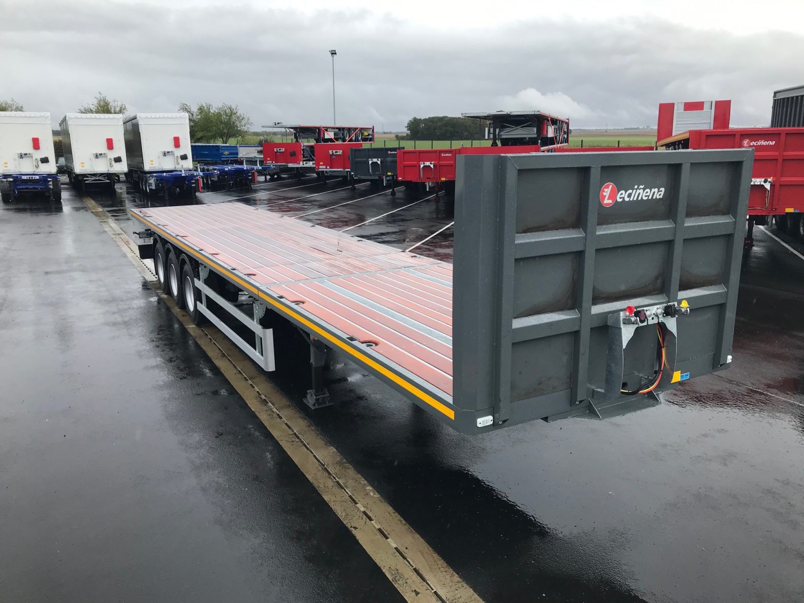 Leciñena - Plateaux - Extensible 21m - DELTA🔺TRAILERS