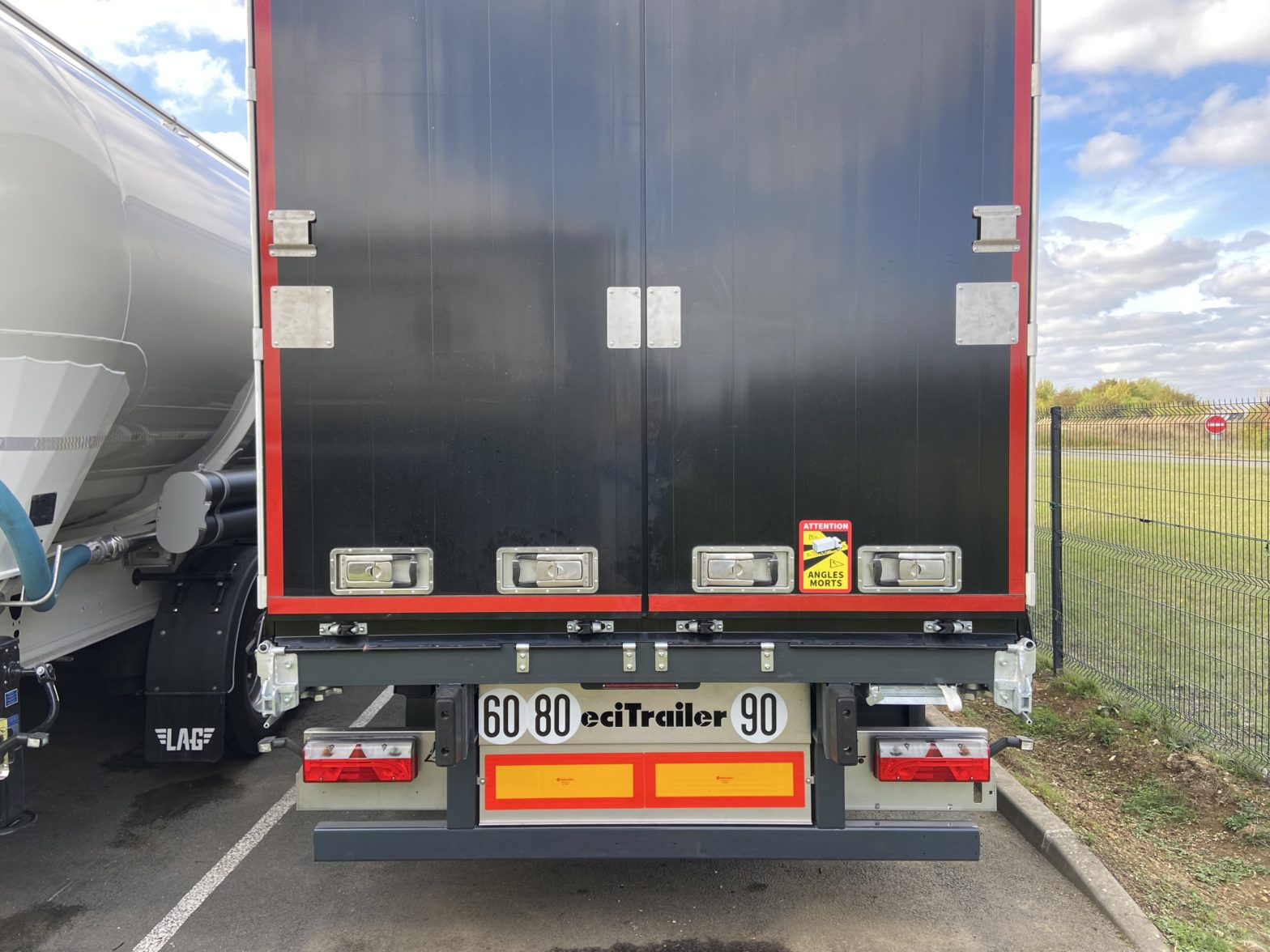 LIBNER - Open box C+ - Neuve - DELTA🔺TRAILERS