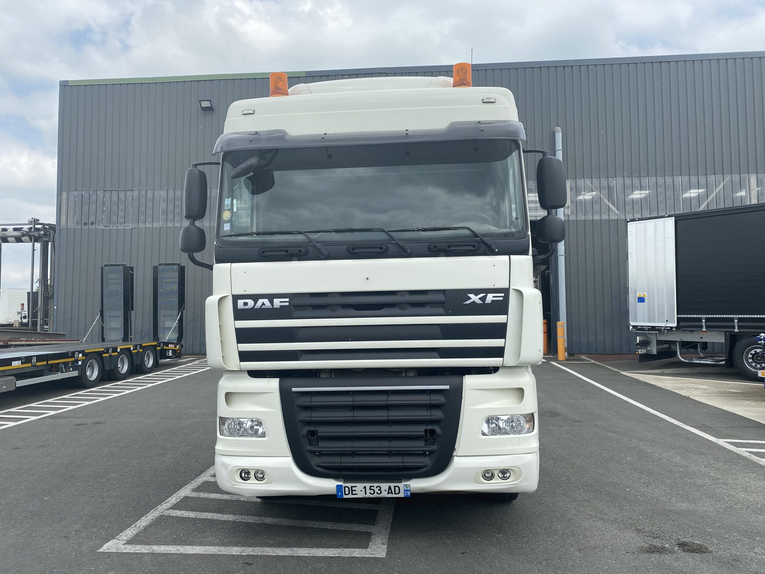 DAF - XF - Année 2014 - DELTA🔺TRAILERS